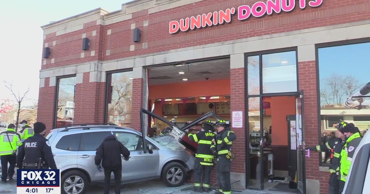 Elderly driver slams into Dunkin' dining room in Skokie | FOX 32 Chicago