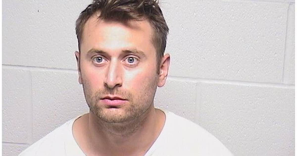 Warren Township man charged with child porn possession | FOX 32 Chicago