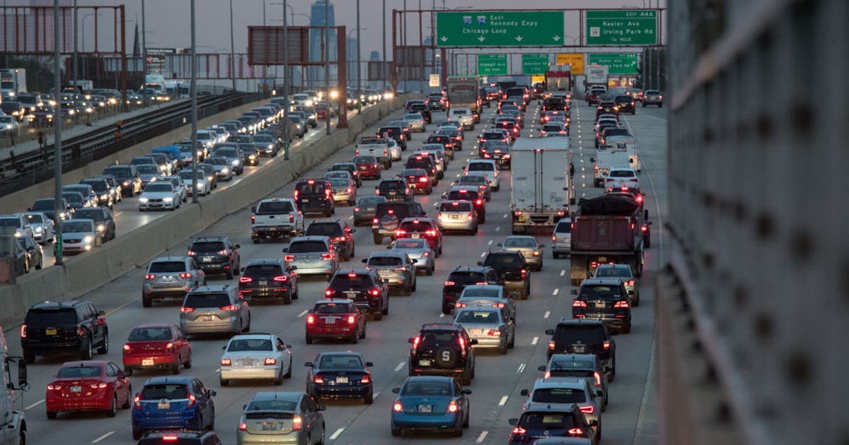Illinois Tollway proposes toll hike to fund $26.5 billion road program ...