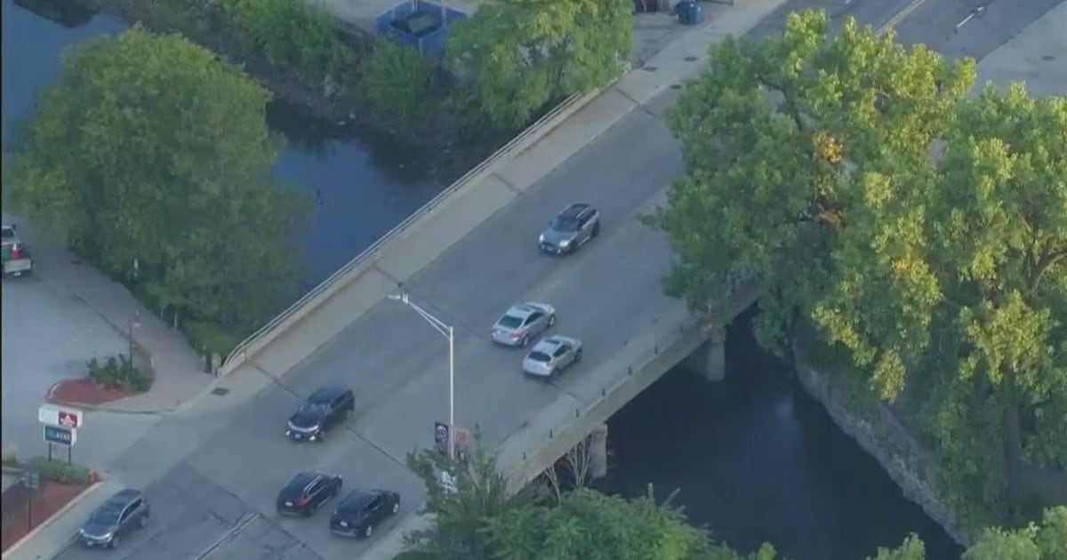 Construction on downtown Naperville bridge to begin Thursday | FOX 32 ...