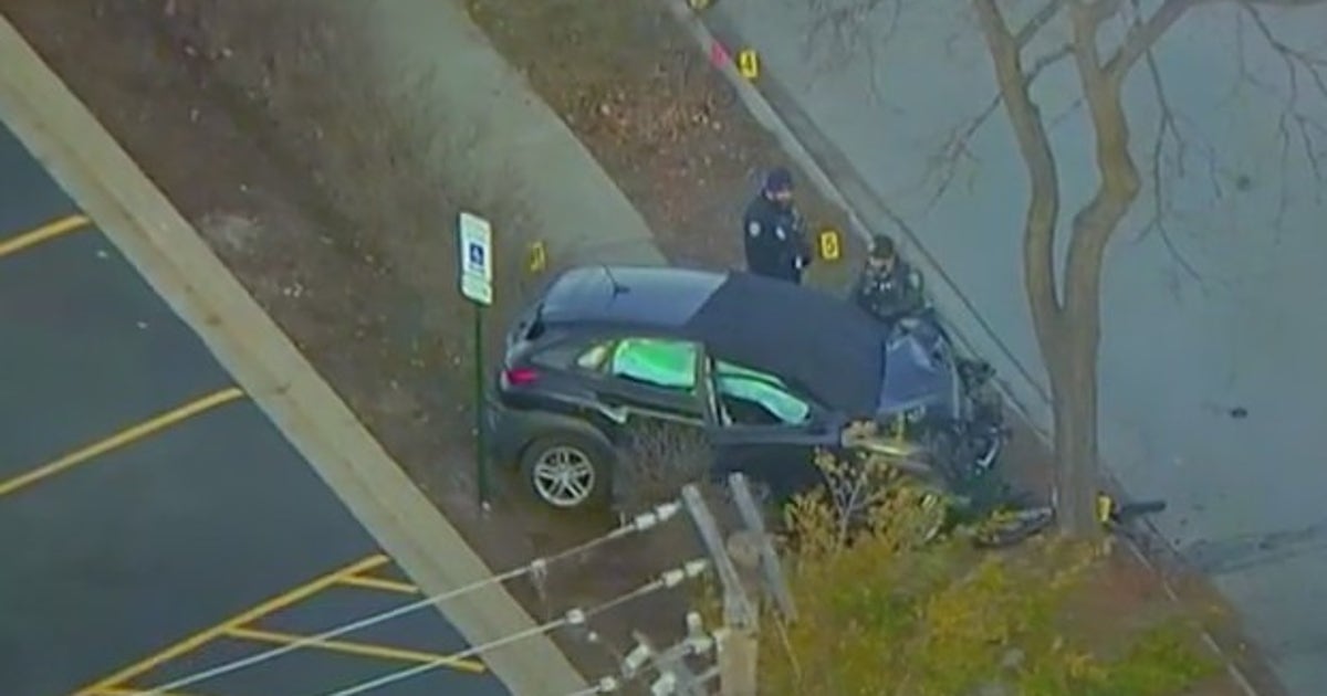 1 dead in vehicle crash in suburban Chicago | FOX 32 Chicago