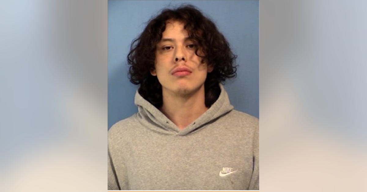 West Chicago man faces aggravated fleeing charge, 20 traffic offenses ...
