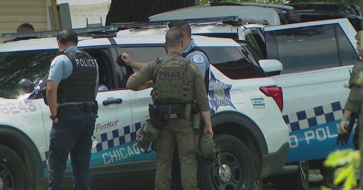 10-year-old boy allegedly fires shot at Chicago police during Beverly ...