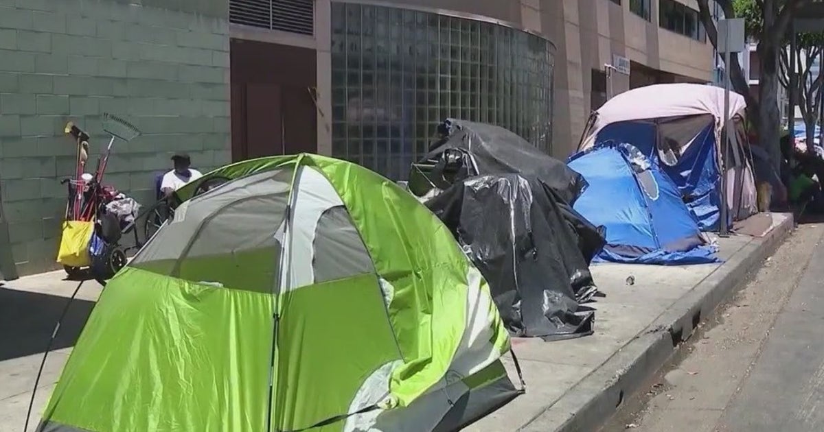 ‘Bring Chicago Home’ to reduce homelessness through tax on high-end ...