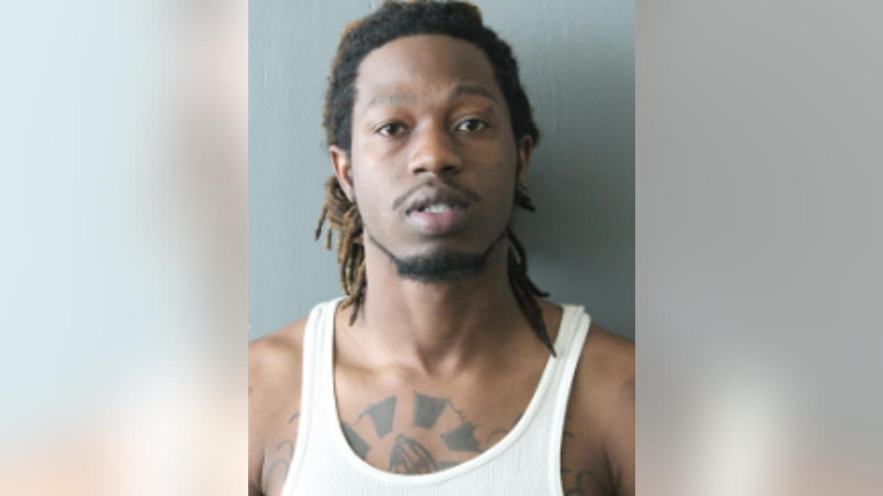 Chicago Man Shot Another Man To Death In South Shore Police Fox 32