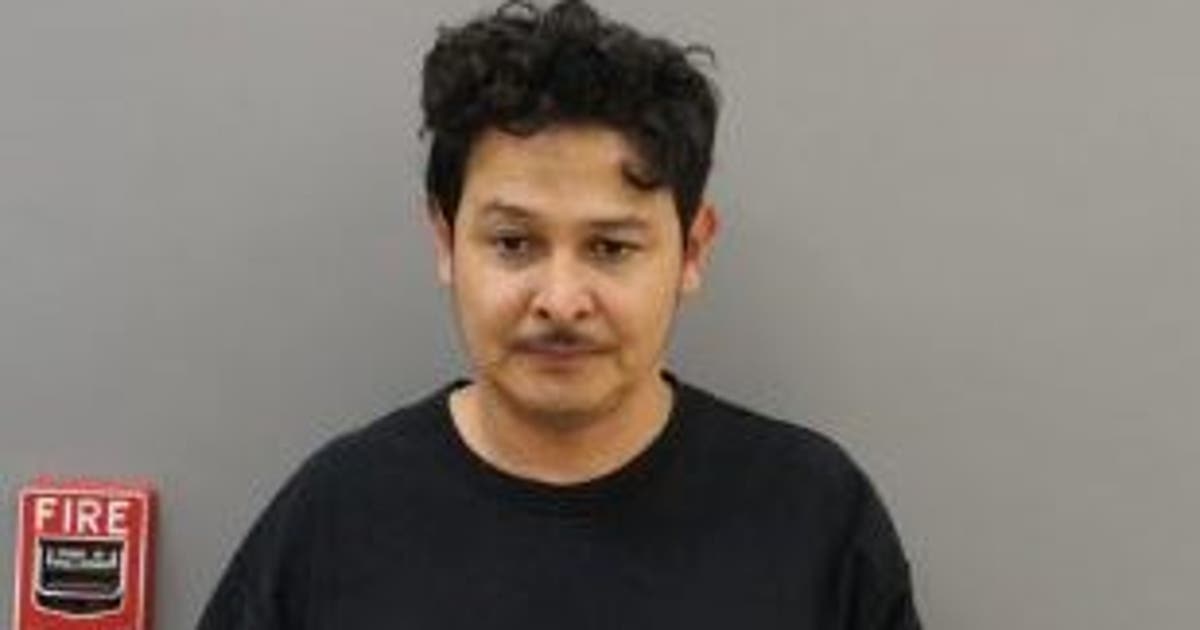 Forest View stabbing: Chicago man charged in attack that seriously ...