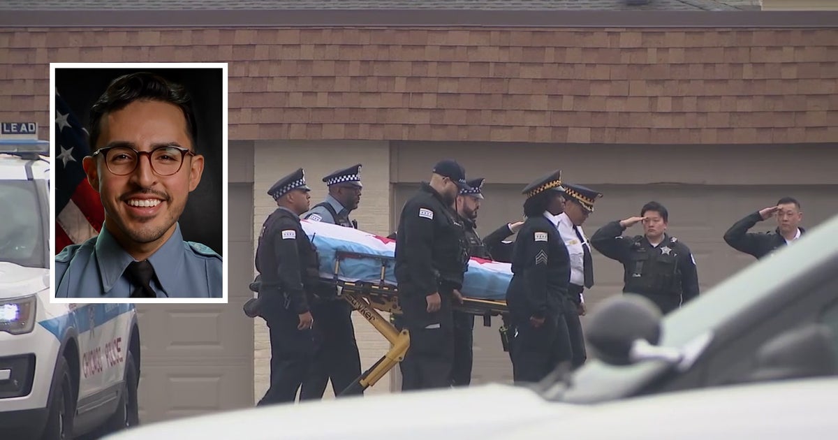 Chicago police remember fallen officer Luis Huesca on his 31st birthday ...