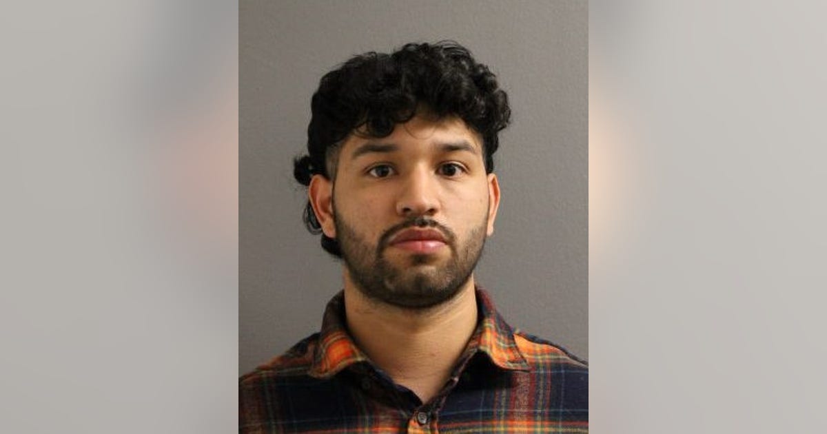 Chicago man struck IDOT employee with vehicle on I-90: ISP | FOX 32 Chicago
