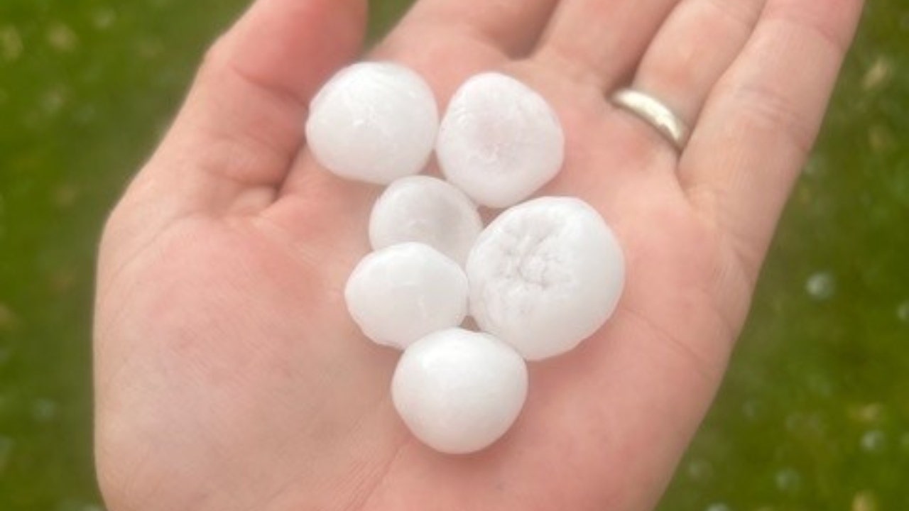 Chicago weather: Photos, videos capture Tuesday's severe weather | FOX ...