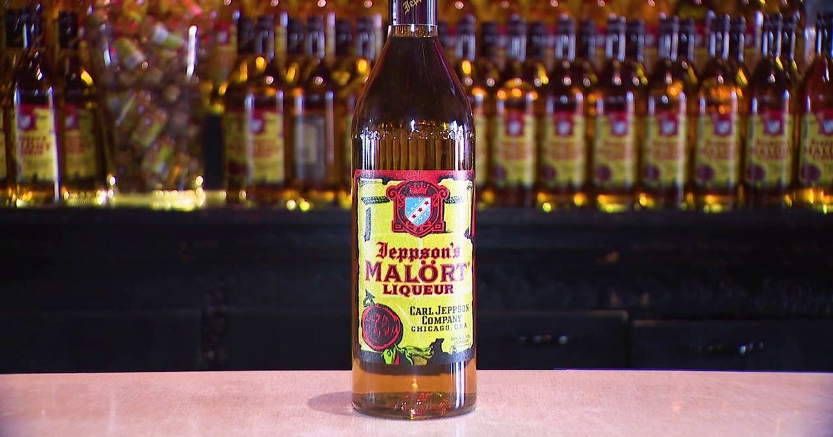 Malört: How the bitter liqueur became an unlikely Chicago icon | FOX 32 ...