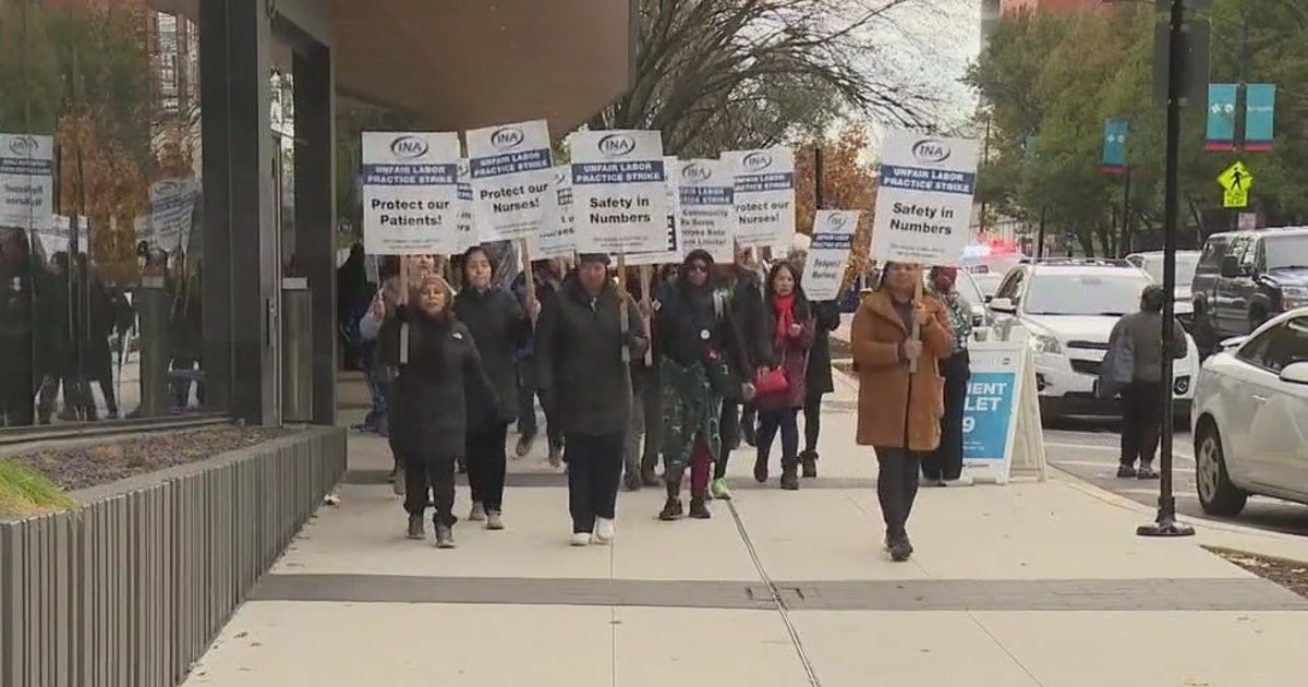 UI Health nurses reach tentative agreement to end strike | FOX 32 Chicago