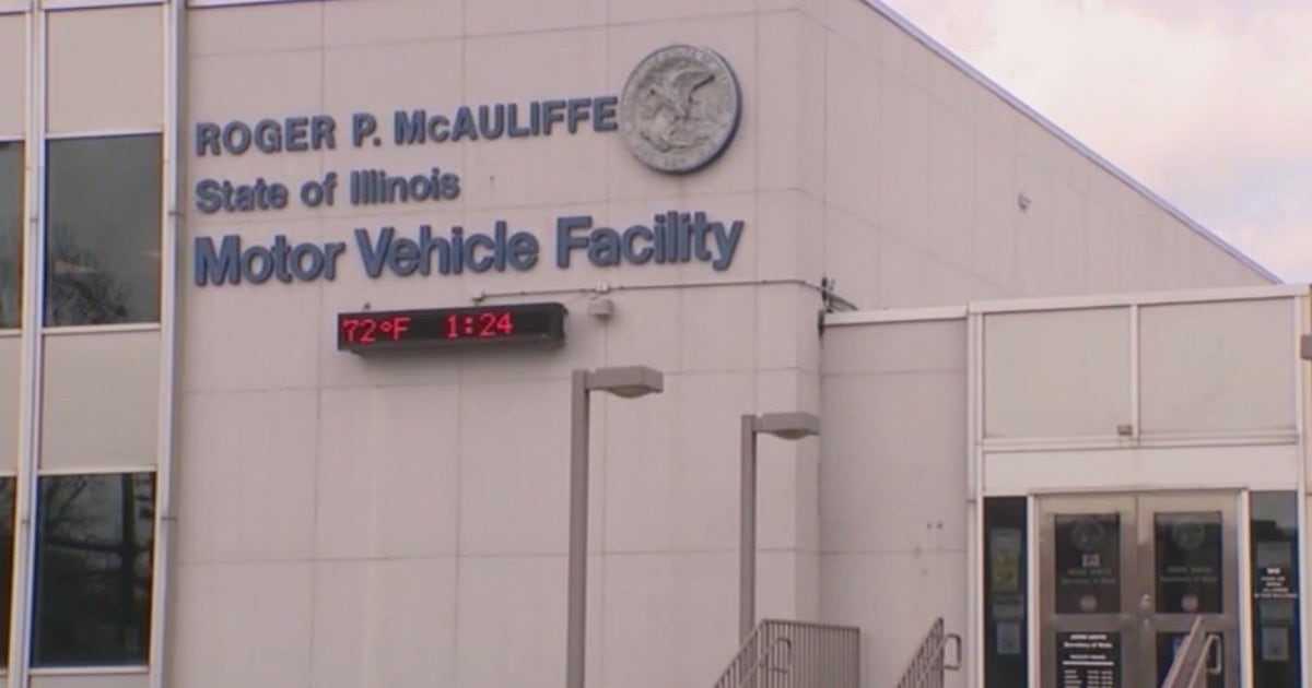 Proposed Illinois law would raise age for senior driving tests from 79 ...