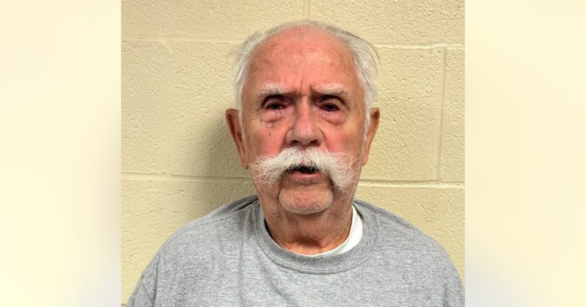 Illinois man charged with 90 counts of sexual abuse, assault admits to ...