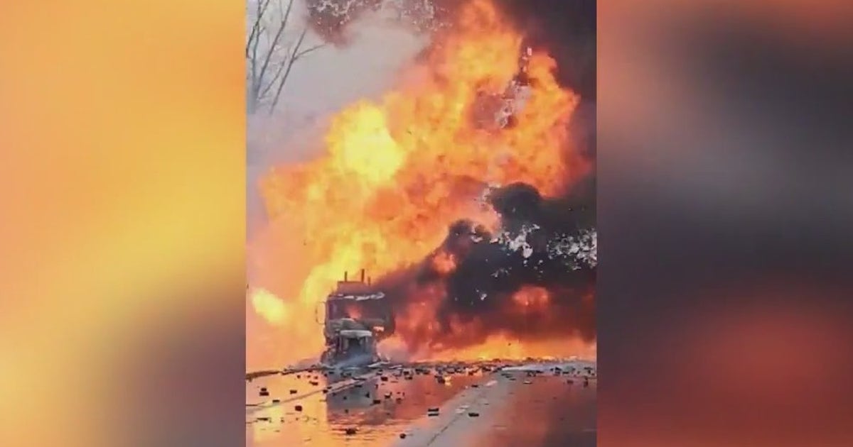 Massive truck fire on I-65 in Indiana causes lane closures, police say | FOX 32 Chicago