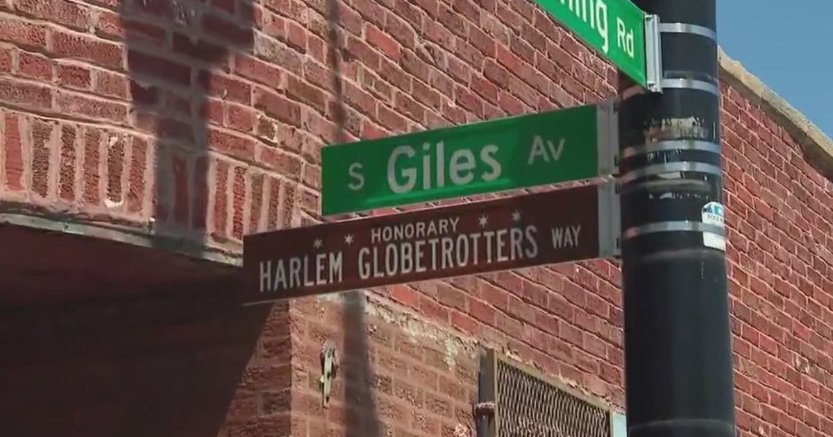 Harlem Globetrotters honored in Chicago with street renaming | FOX 32 ...