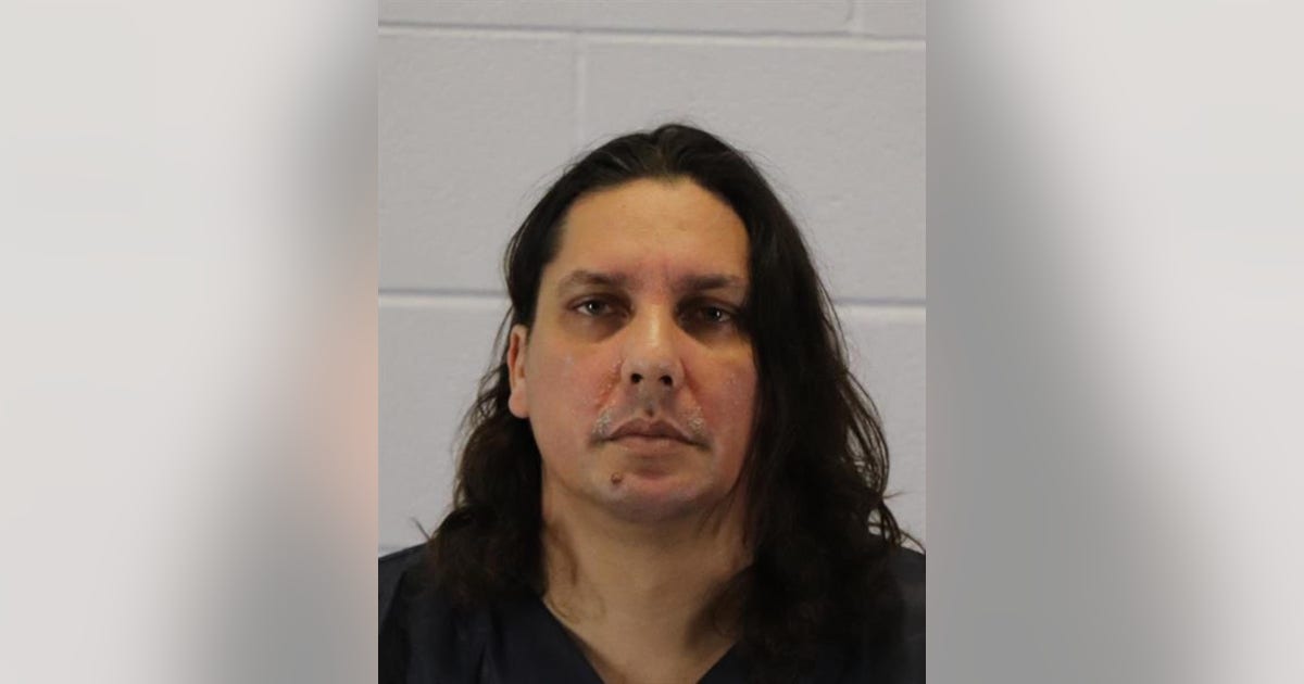 Aurora man charged with murder after deadly apartment shooting, police ...