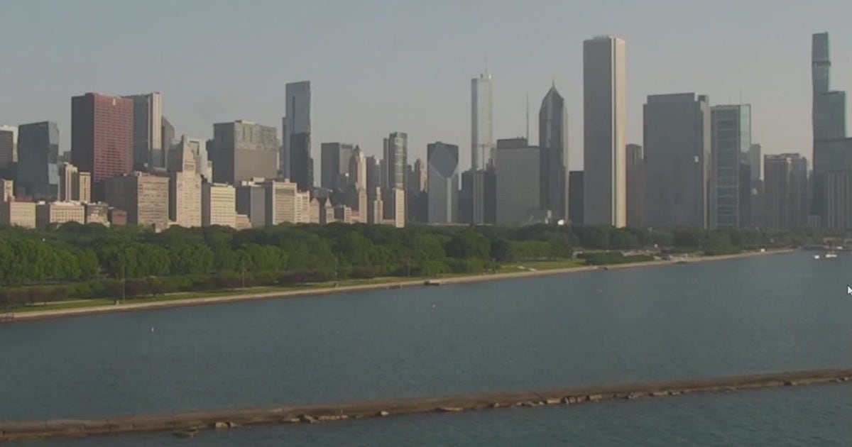 Chicago Weather: As hazy skies begin to clear, a warm Saturday with ...