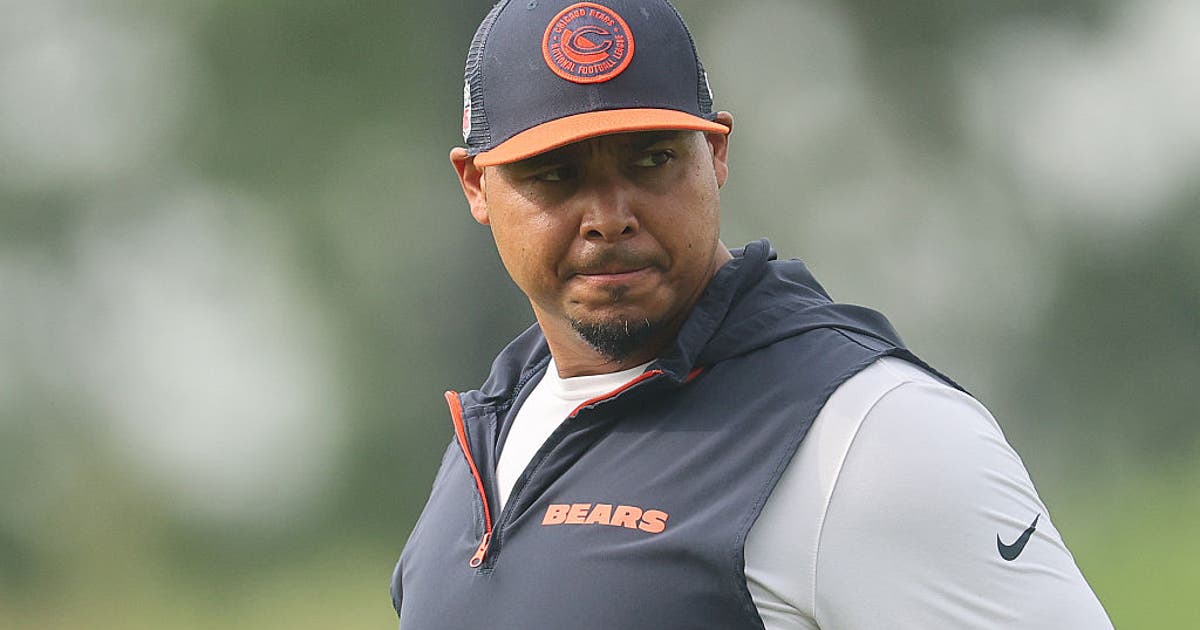 Chicago Bears make first roster moves ahead of Tuesday's cutdown ...