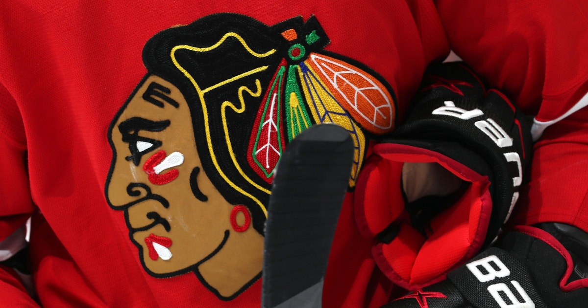 Blackhawks trade goaltender Laurent Brossoit to the Sharks in a 4 ...