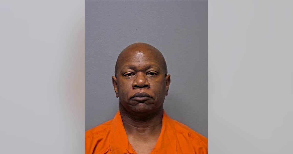 Former Indiana jail officer charged with trafficking contraband to ...
