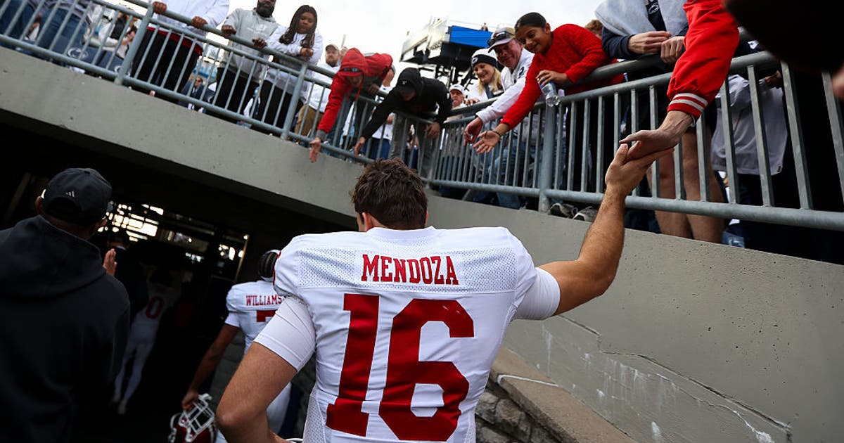 Fernando Mendoza looking to add a historic Heisman Trophy win for ...