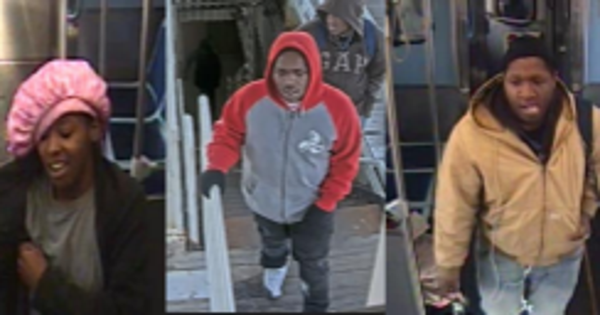 Police release photos of suspects in Red Line armed robbery on ...