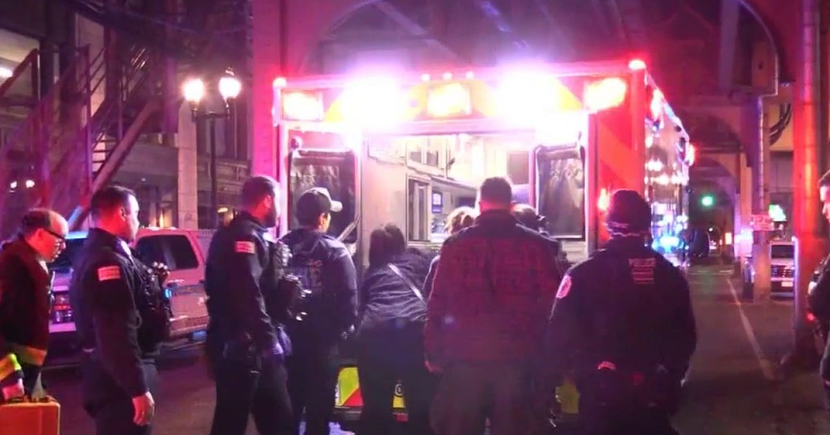 CTA Pink Line train shooting: Man killed, another wounded in Chicago's ...