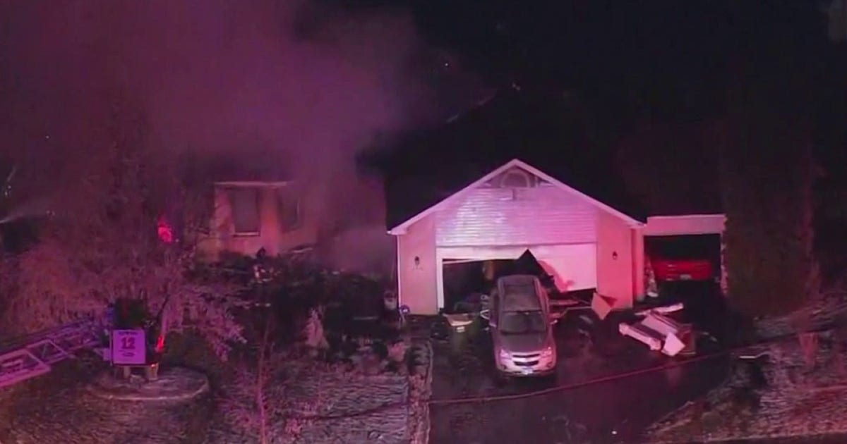 Two found dead after house explosion in Chicago suburb | FOX 32 Chicago