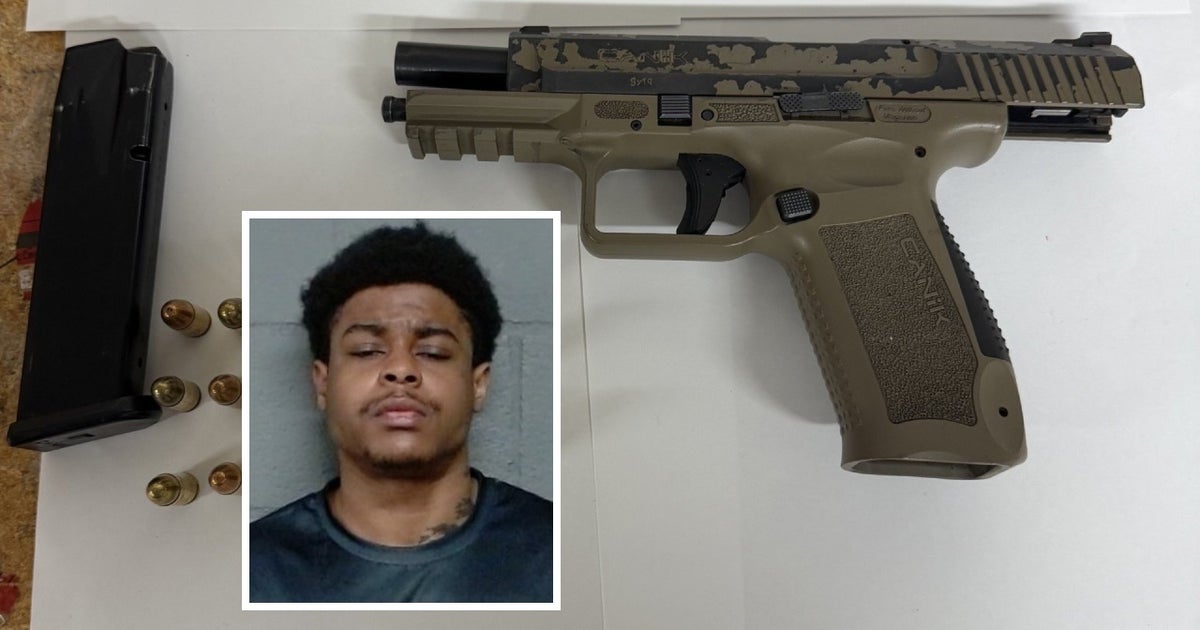 Chicago concealed carry holder charged for having gun on CTA train ...