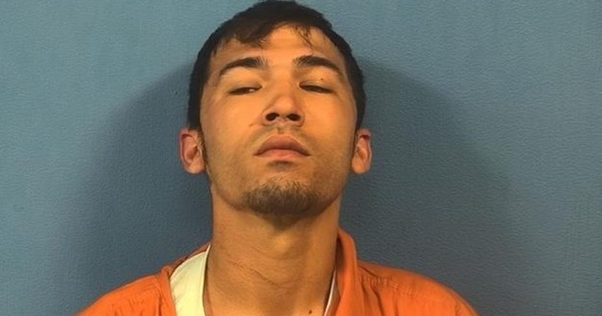 DUI suspect found holding Jack Daniel's bottle after 2 crashes in ...