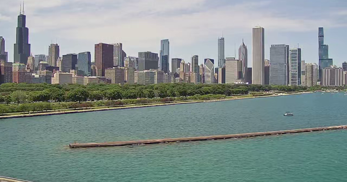 Chicago weather: Sunshine, 80s before cold front cools things down ...