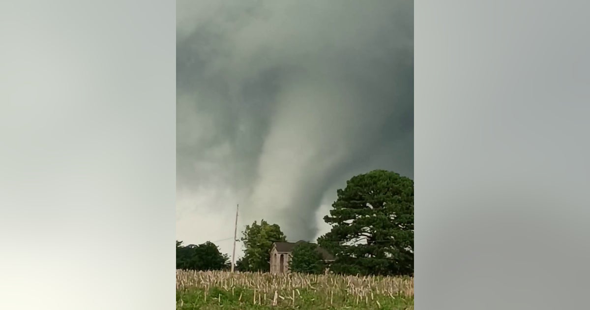 Video shows deadly tornado that hit southern Illinois, killing 2 | News Pub