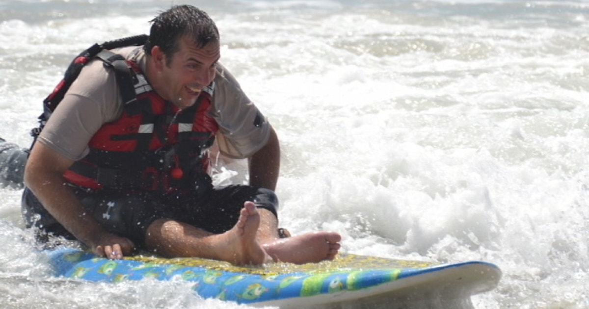 Paralyzed surfer back on his board | FOX 35 Orlando