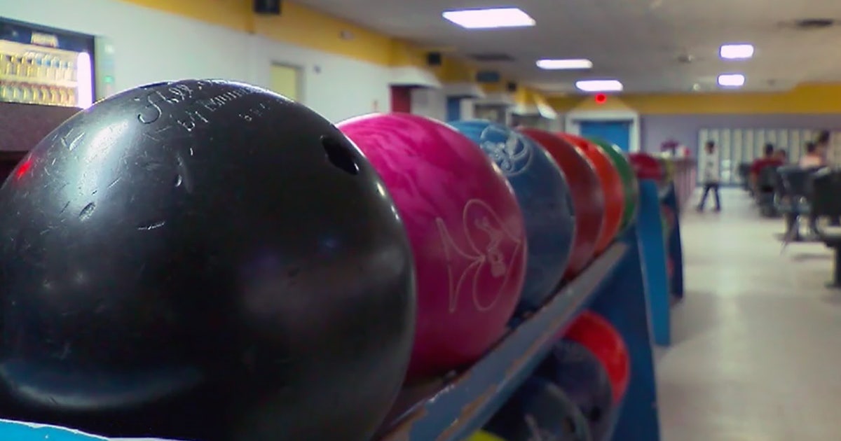 Kids bowl free at these Central Florida spots this summer | FOX 35 Orlando