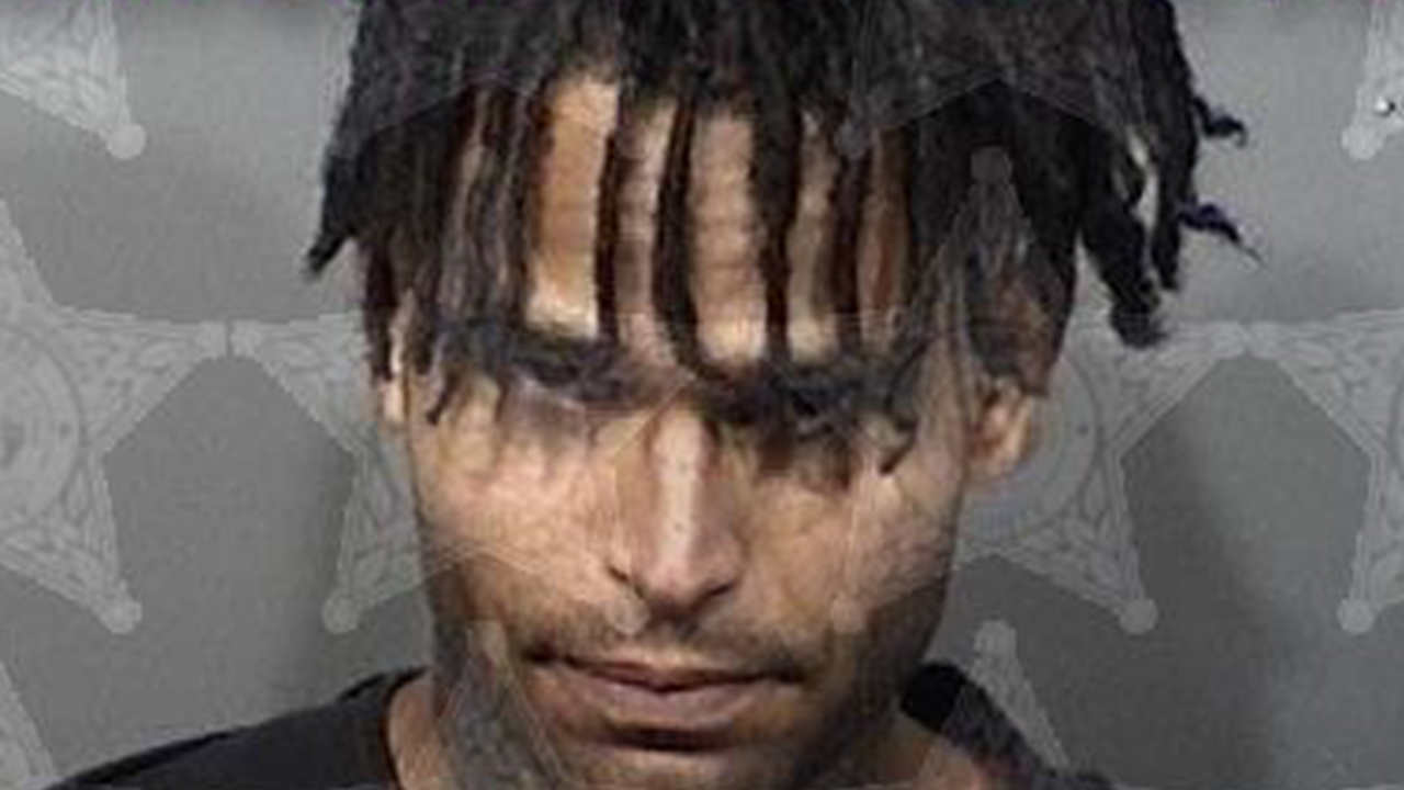 Florida inmate escapes custody after faking chest pains | FOX 35 Orlando