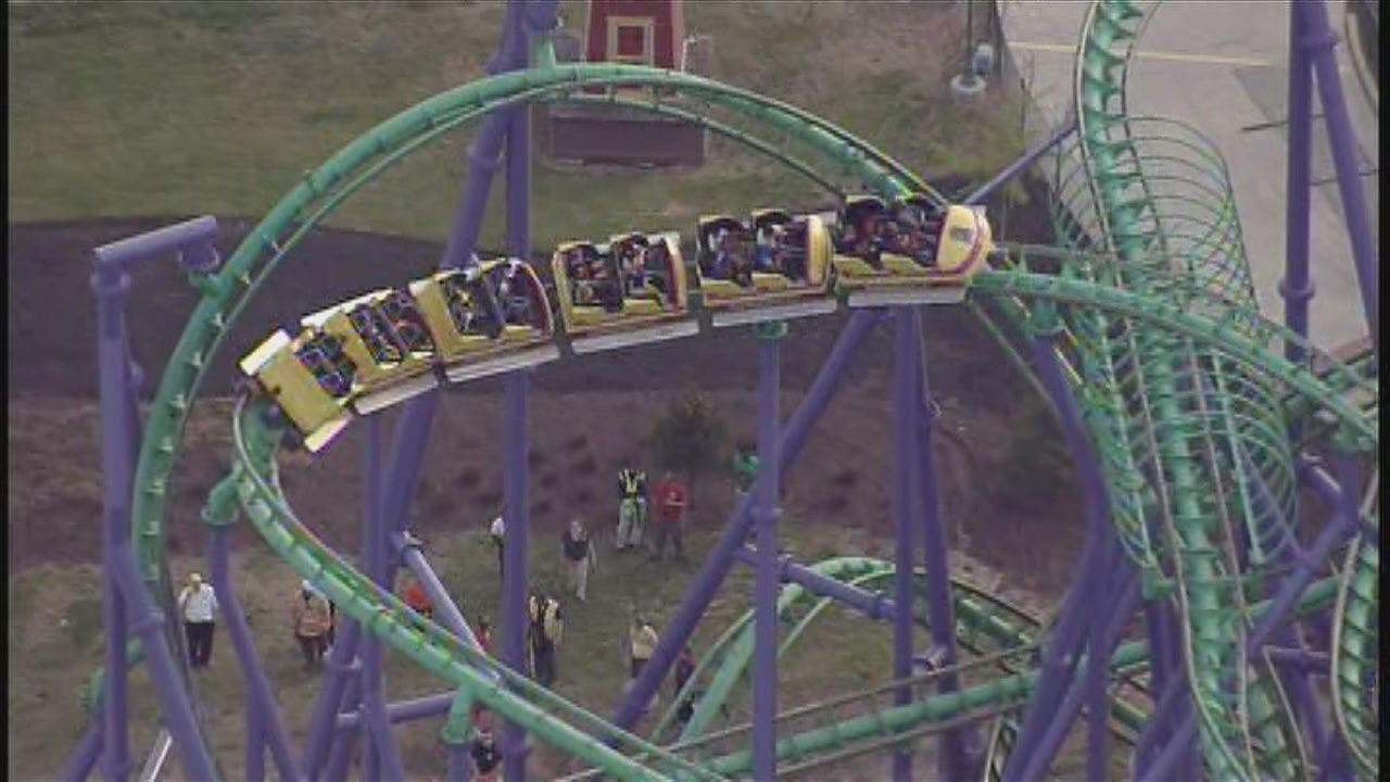24 people rescued from stalled Joker's Jinx roller coaster at Six Flags ...