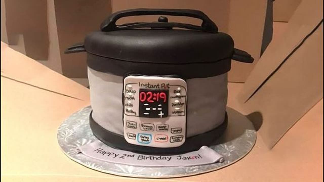 Mom orders Instant Pot-themed birthday cake for 2-year-old 'obsessed ...