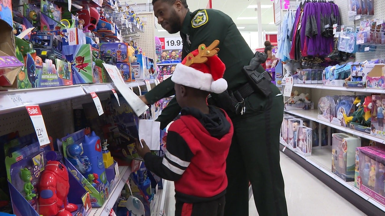 Orange County deputies host 'Shop with a Cop' event