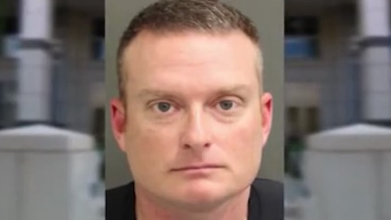 Authorities Accused Police Impersonator Who Is Convicted Sex Offender
