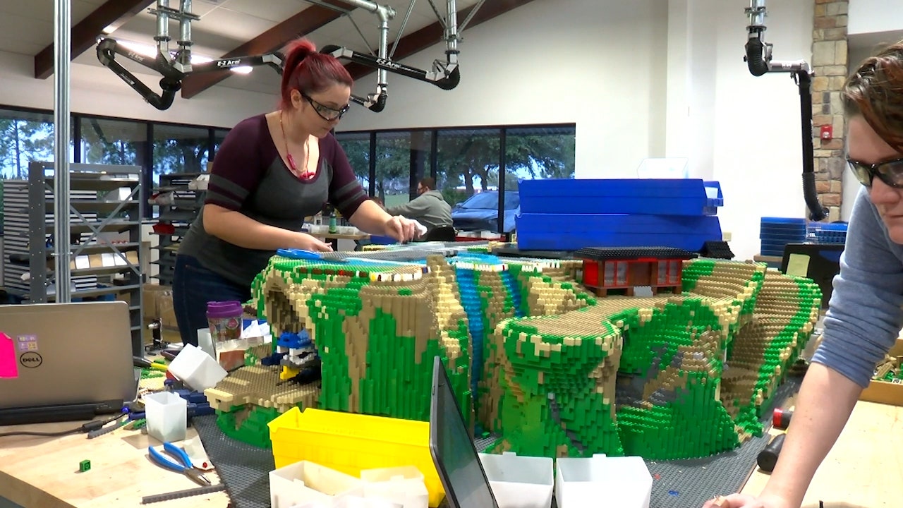 Local LEGO experts show what it takes to be a master builder | FOX 35 ...