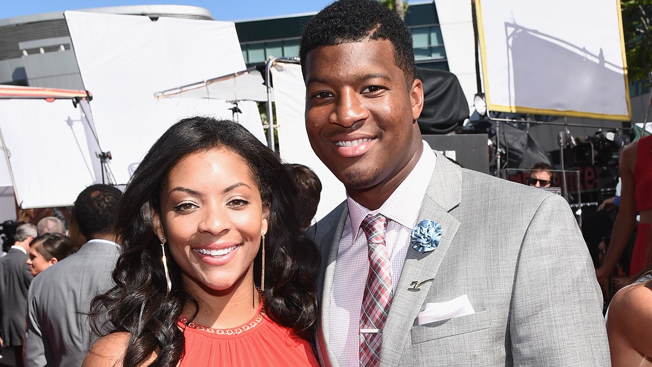 Jameis Winston ties knot with girlfriend at home after coronavirus ...