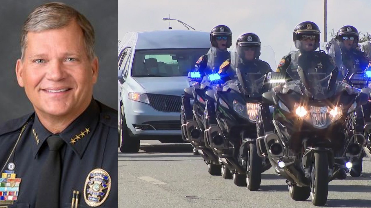 Body of Ocala Police Chief escorted to funeral home | FOX 35 Orlando