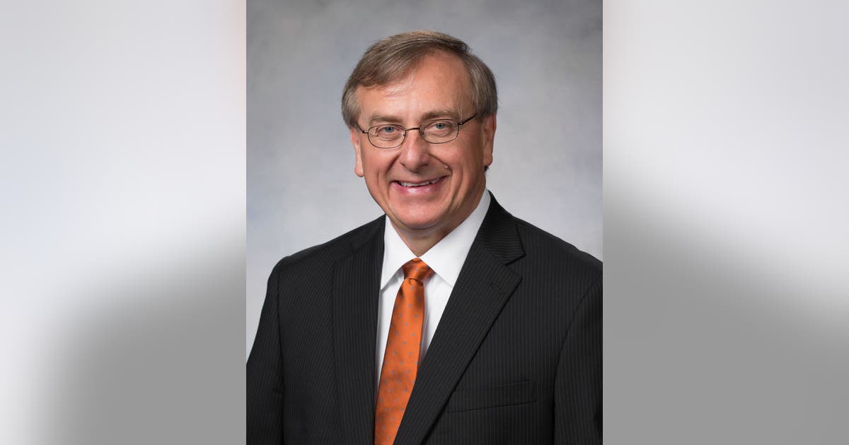 University of Florida President Kent Fuchs to step down | FOX 35 Orlando