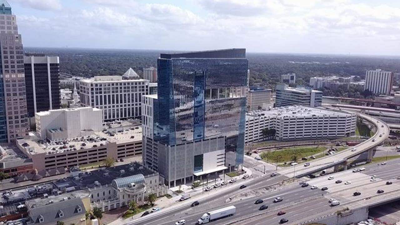 Truist Plaza newest addition to Orlando skyline | FOX 35 Orlando