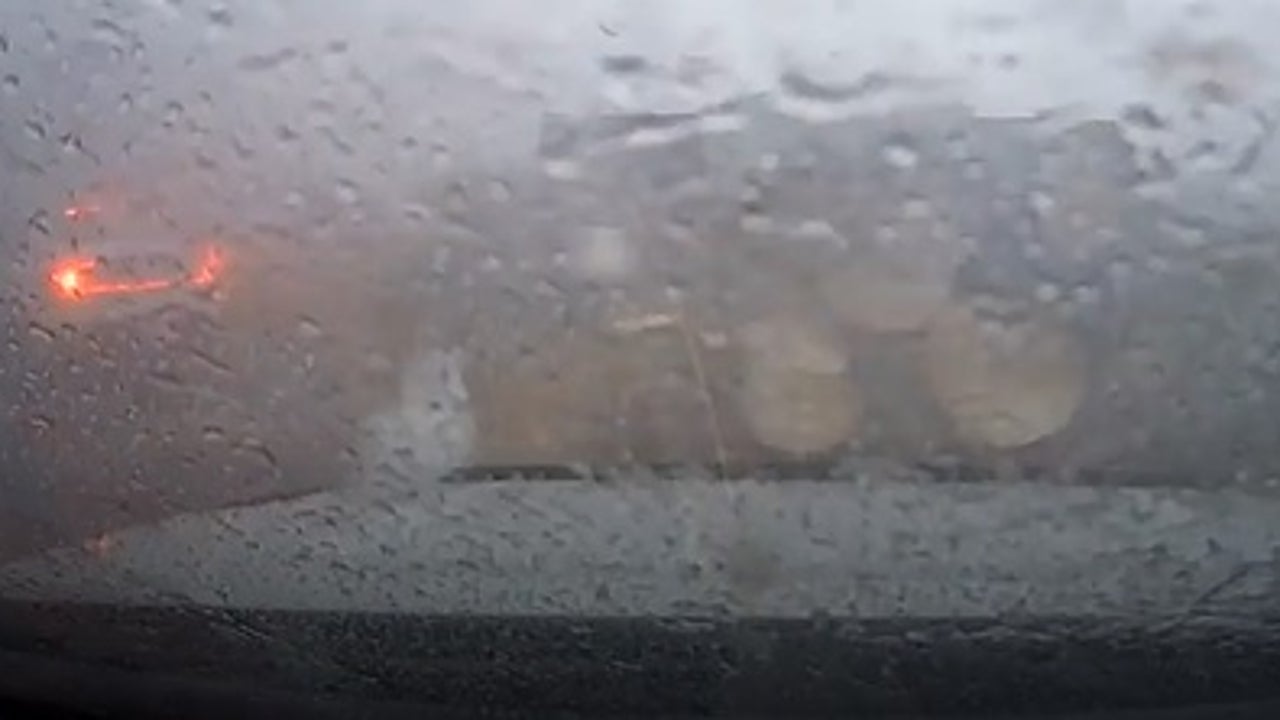 Live radar: Tracking heavy rain as storms move slowly south of Orlando ...