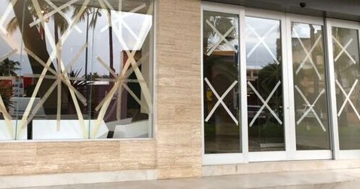 Taping windows before a hurricane: Why experts say you shouldn't do it ...