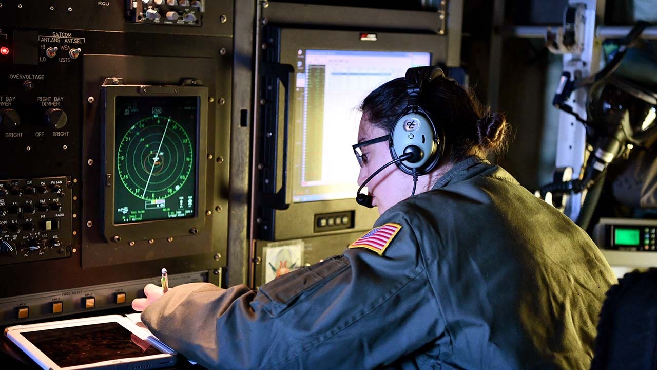 Hurricane hunters fly missions to California to study atmospheric river ...