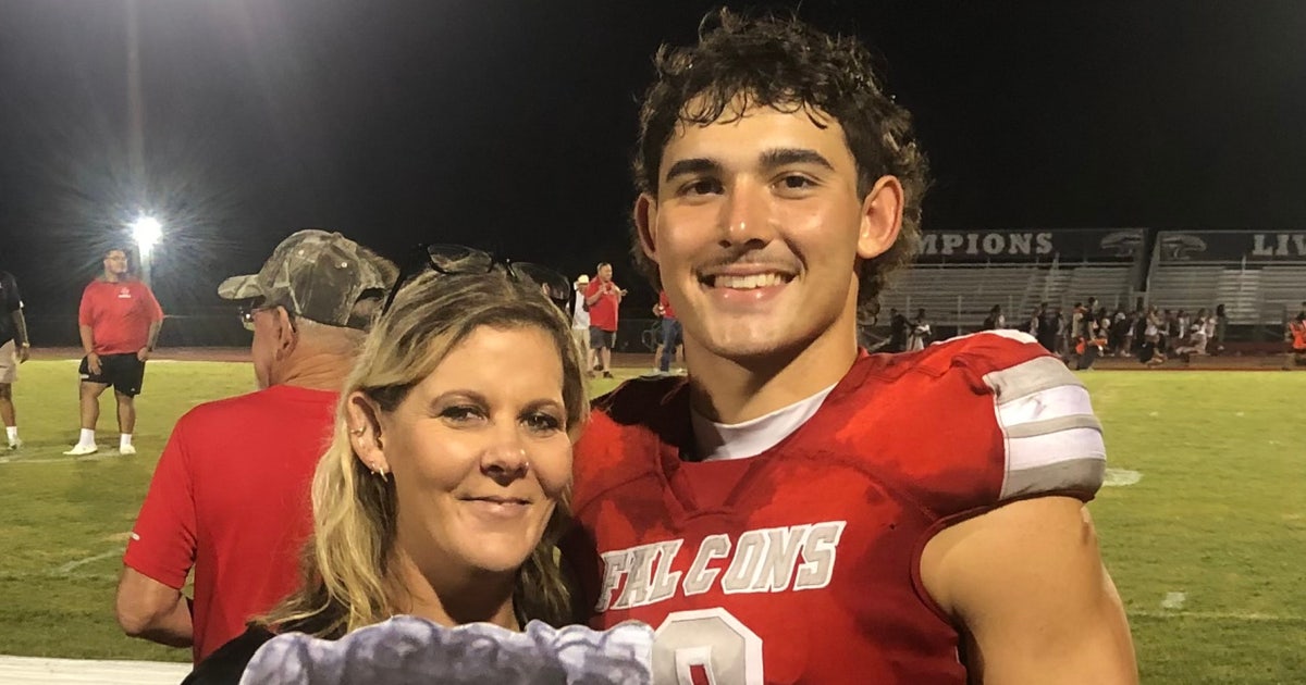 Florida high school quarterback posthumously honored as U.S. Navy SEAL ...