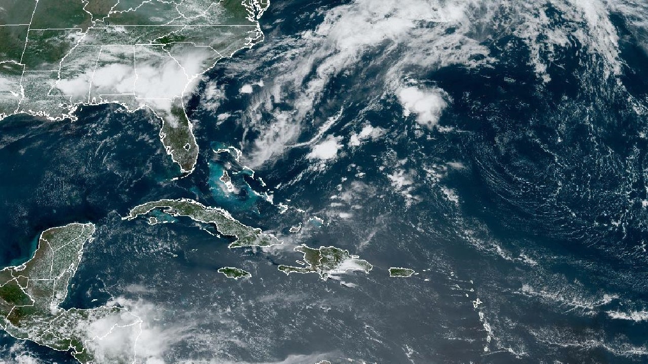 Tropical storm tracker: 4 tropical waves being watched in Atlantic ...