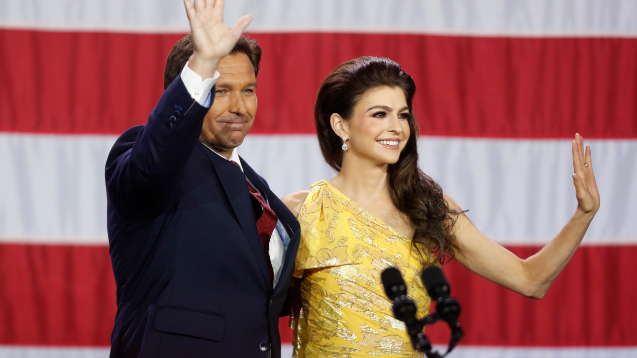 100-year-old oak tree falls on Florida Gov. Ron DeSantis' mansion in ...